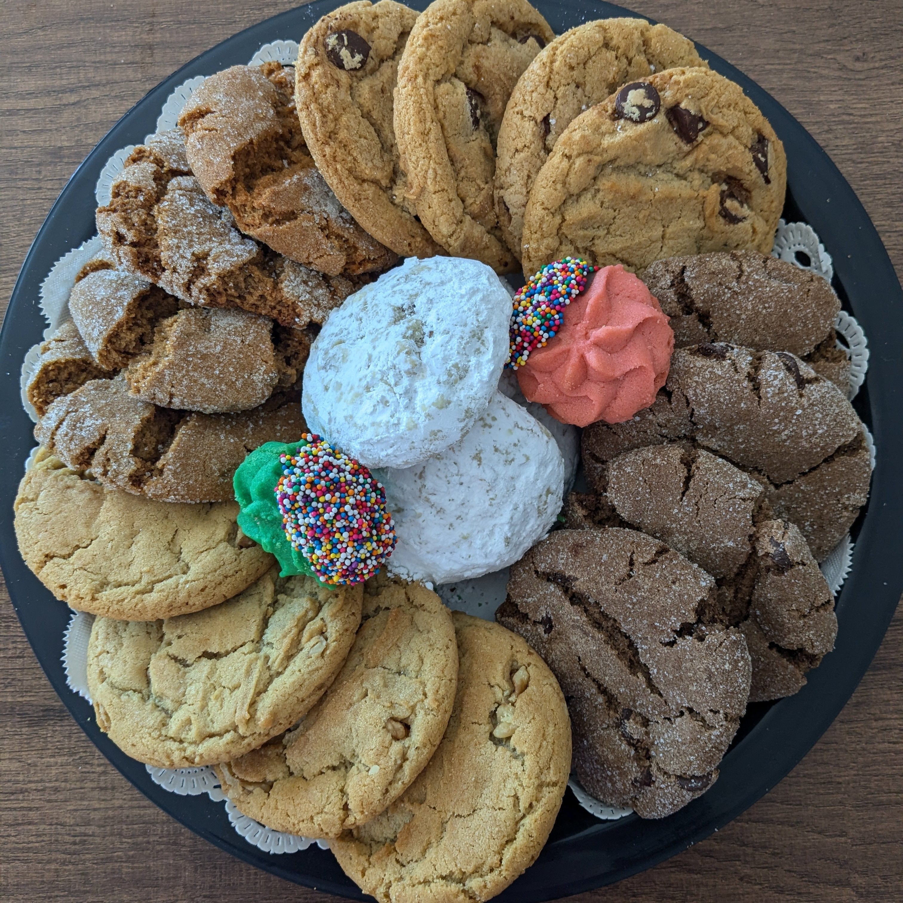 Holiday Cookie Platter – Wilma Bakes Cakes